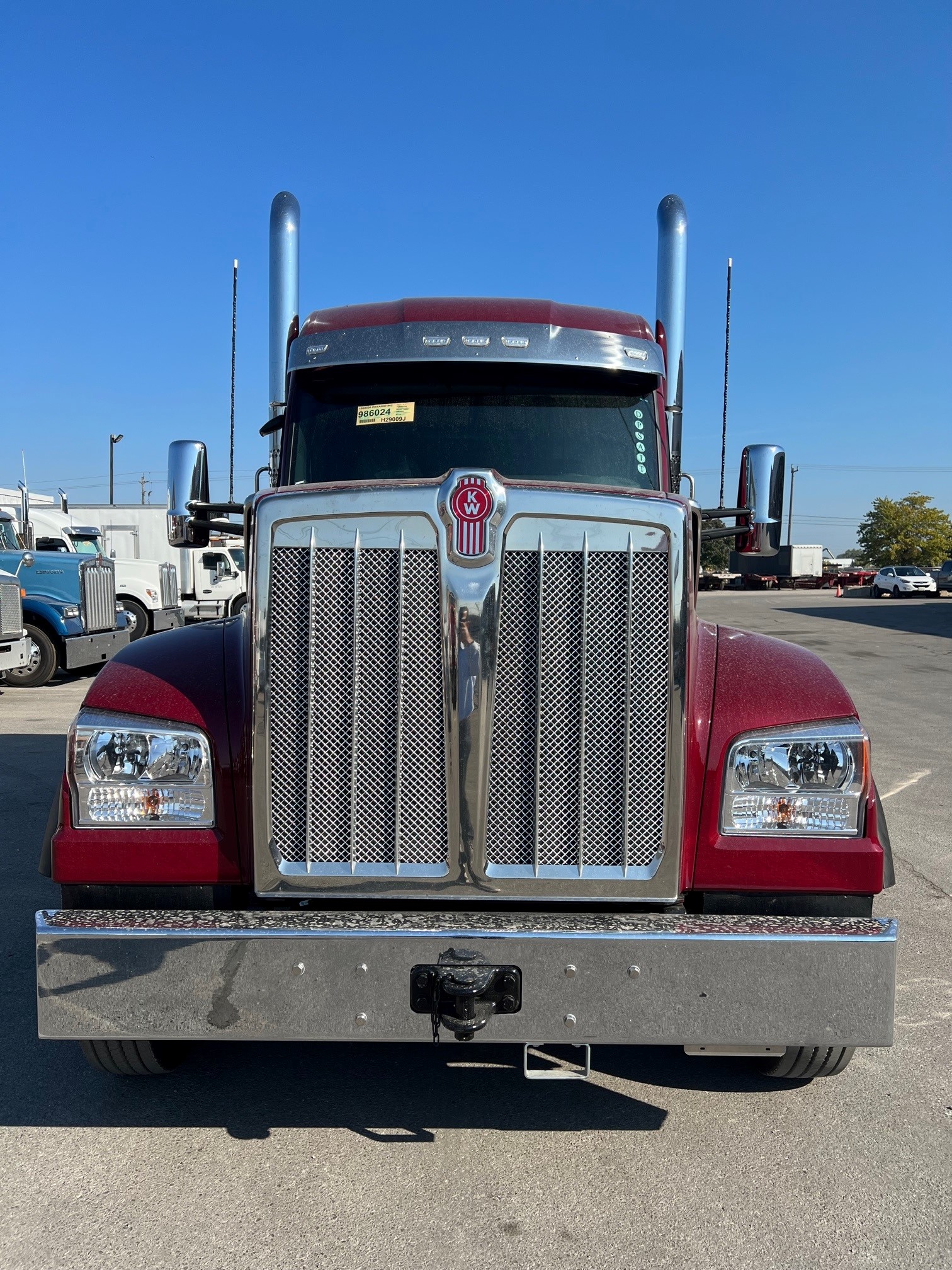 2024 Kenworth W990 Tractor - Warranty Included - I-3104 - Eagle Equipment